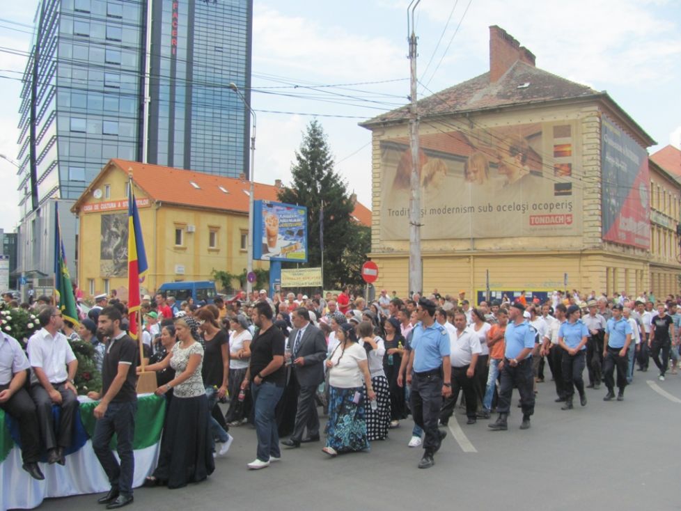 Inmormantare Florin Cioaba (1) – Crestintotalu in u .ro